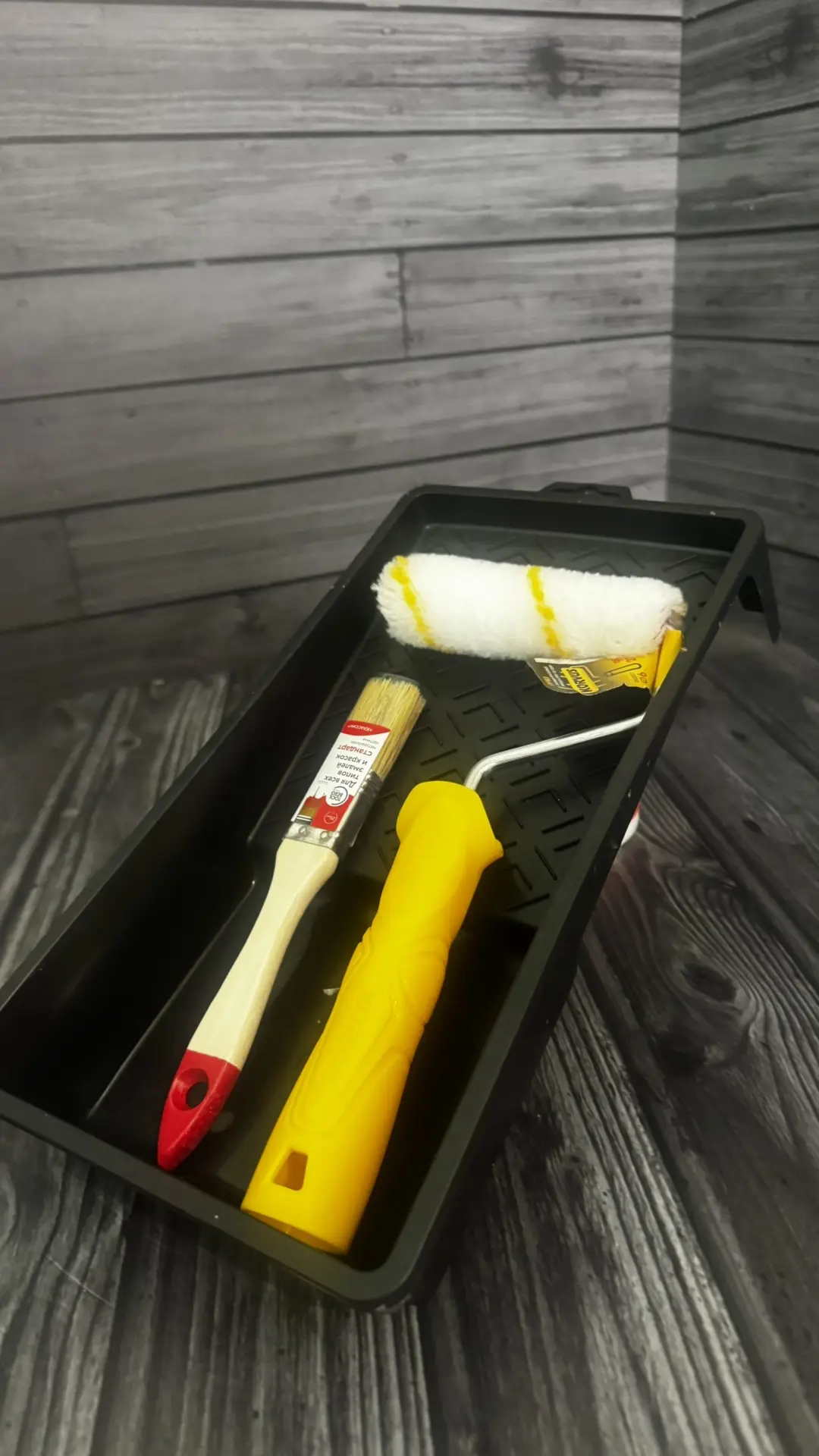 Малярный набор: валик для краски 100 мм, ванночка для краски 150 х 290 мм, кисть плоская 25 мм