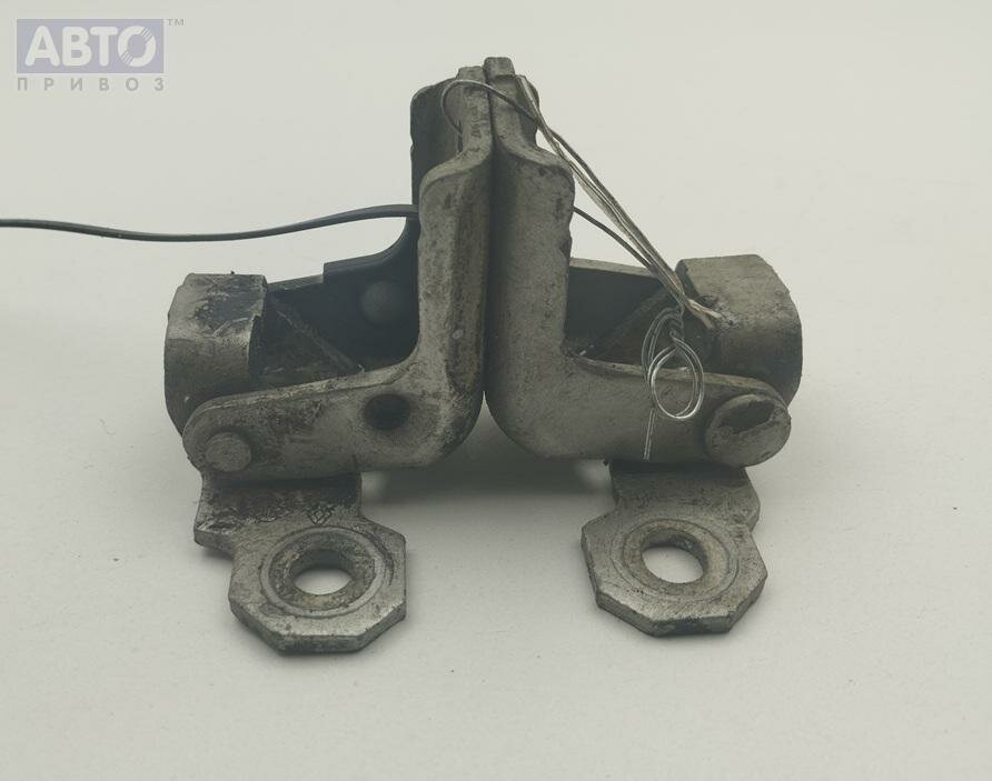 Петля двери передней левой Renault Laguna 2 (2001-2007)