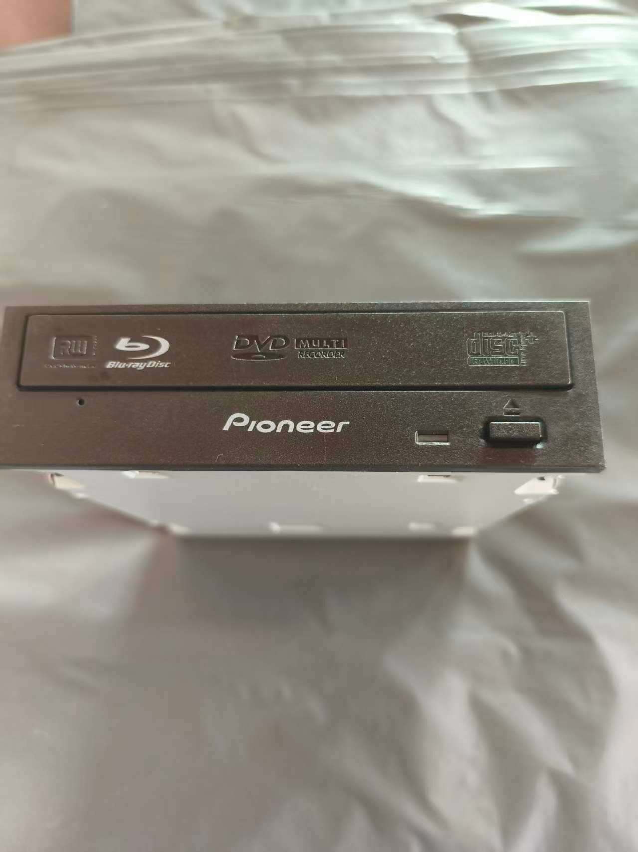 Ploneer DVR - привод, настольный компьютер, DVD - диск 24X запись, 16XDVD чтение