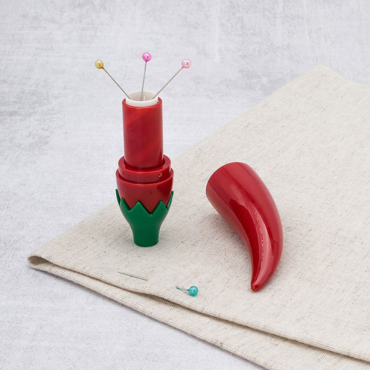 Игольница магнитная, Перец красный, размер 2,5*8*14,5 см, Айрис