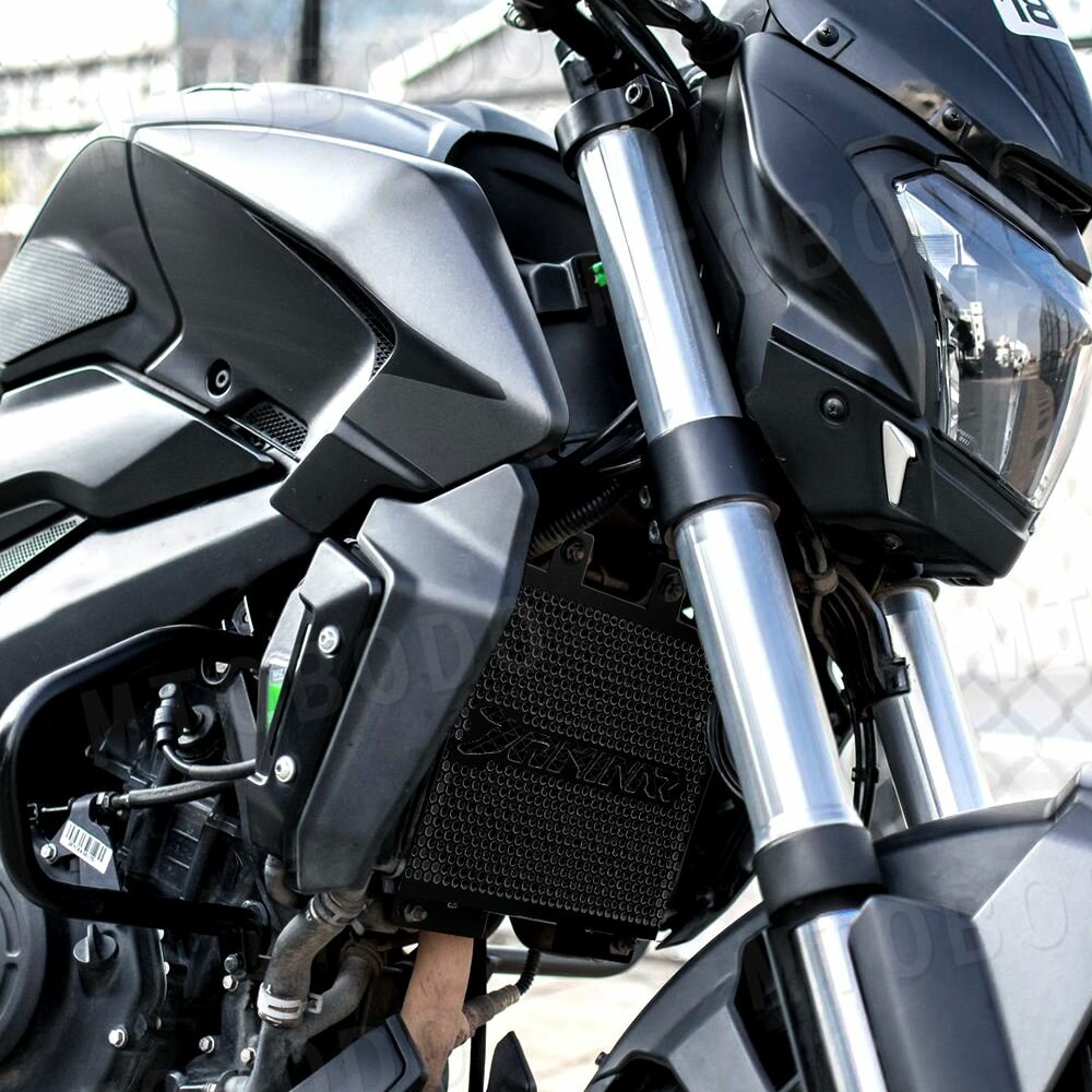 Для BAJAJ DOMINAR 250 400 Решетка радиатора