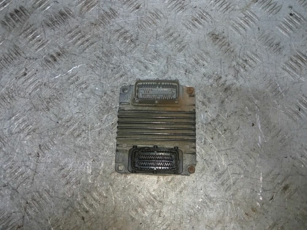 Блок управления двигателем Lanos 1.5 (57296)