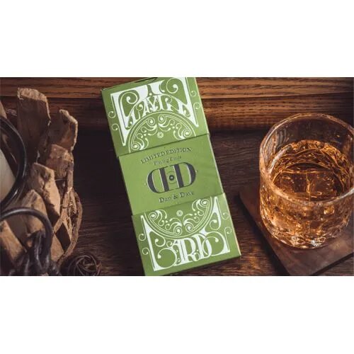 Карты игральные Smoke & Mirror Green Deluxe Edition Playing Cards by Dan & Dave