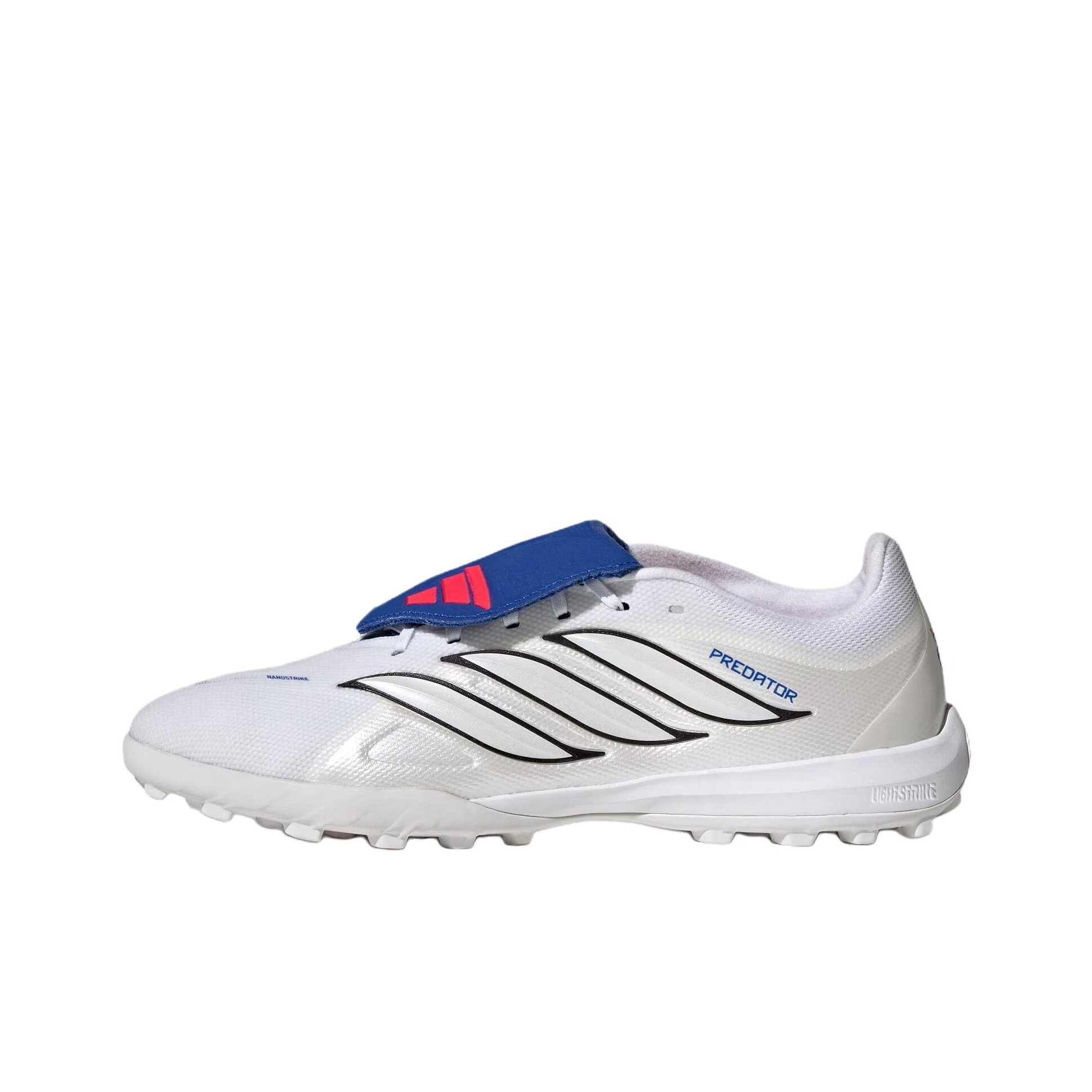 Бутсы adidas
