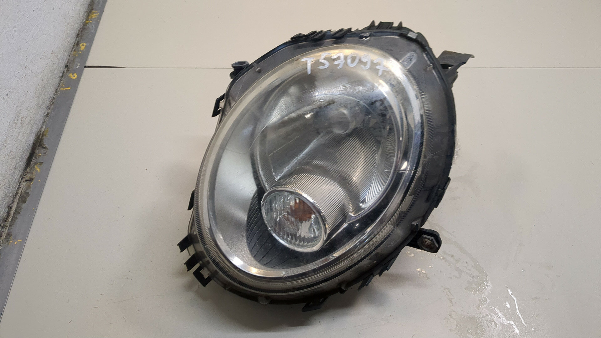 Фара (передняя) левая Mini Cooper (R56/R57) Б/У