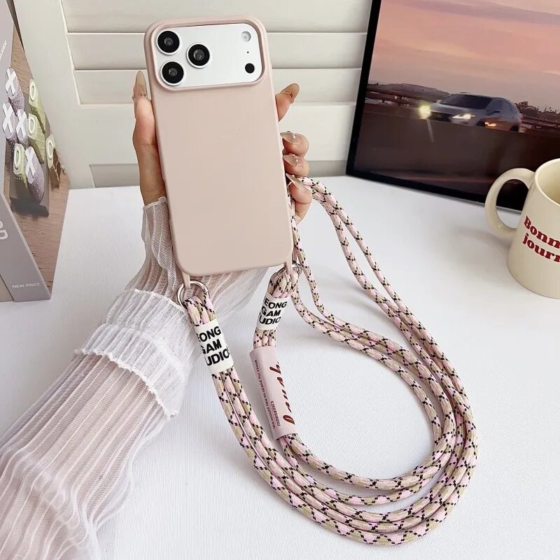 Розовый чехол-шнурок для iPhone 16 Pro Max