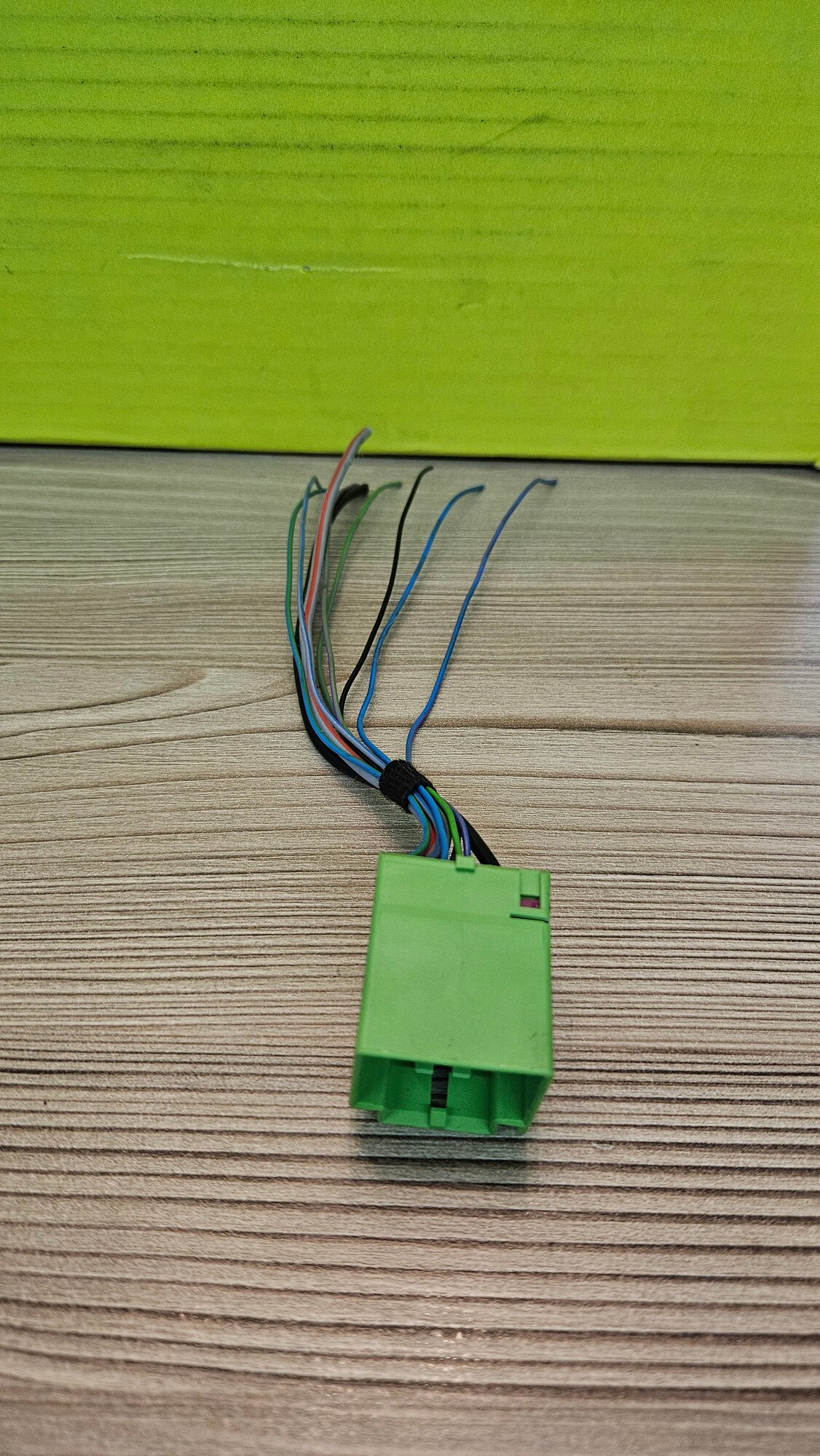 Разъем штекер фишка Vag 4f0972575f Audi Volkswagen Seat Skoda Porsche