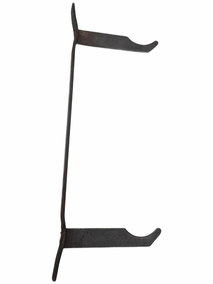 Кронштейн к чугун радиатору на полосе L300