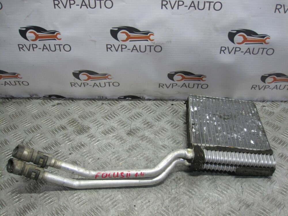 Радиатор отопителя Ford Focus 2 2004-2008 1.4