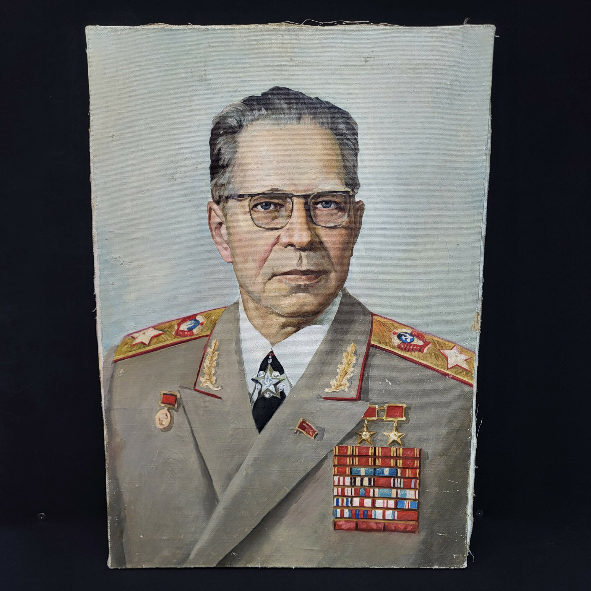 Винтажная картина СССР. Портрет советского военачальника на холсте, настенное декоративное панно