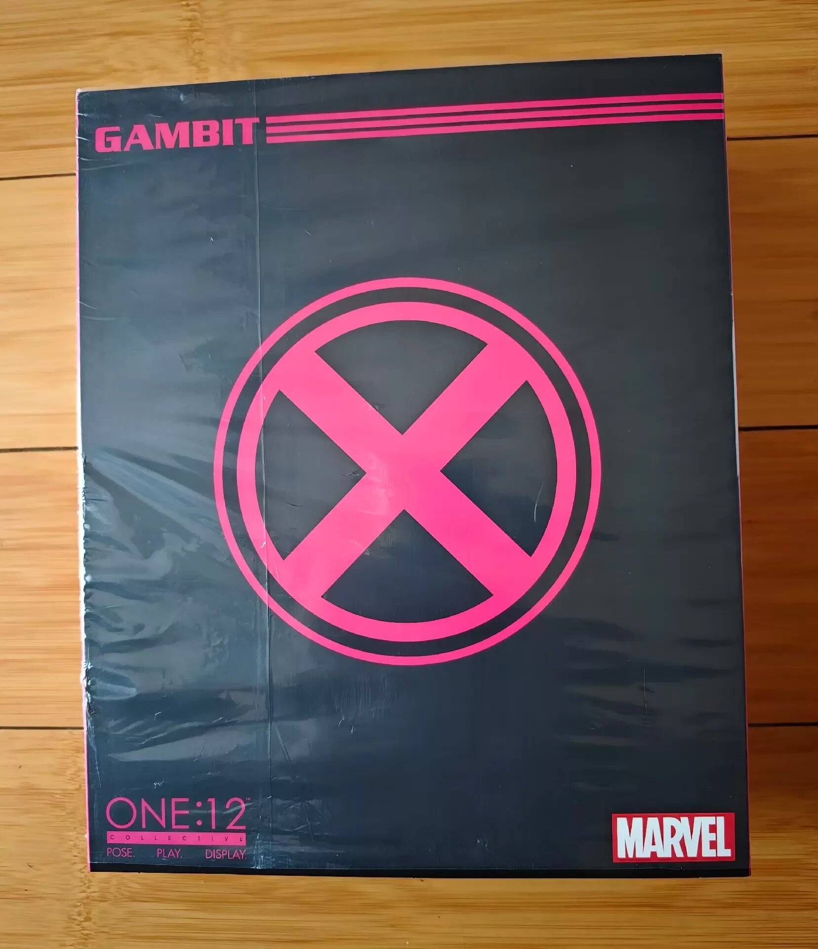 Фигурка Mezco Toyz One:12 Collective Comics Gambit