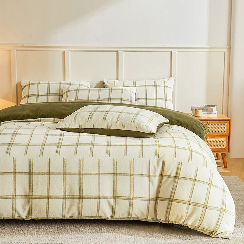 Комплект постельного белья Heilan Home из четырех предметов, утолщенный и с флисовой подкладкой, из молочного вельвета,