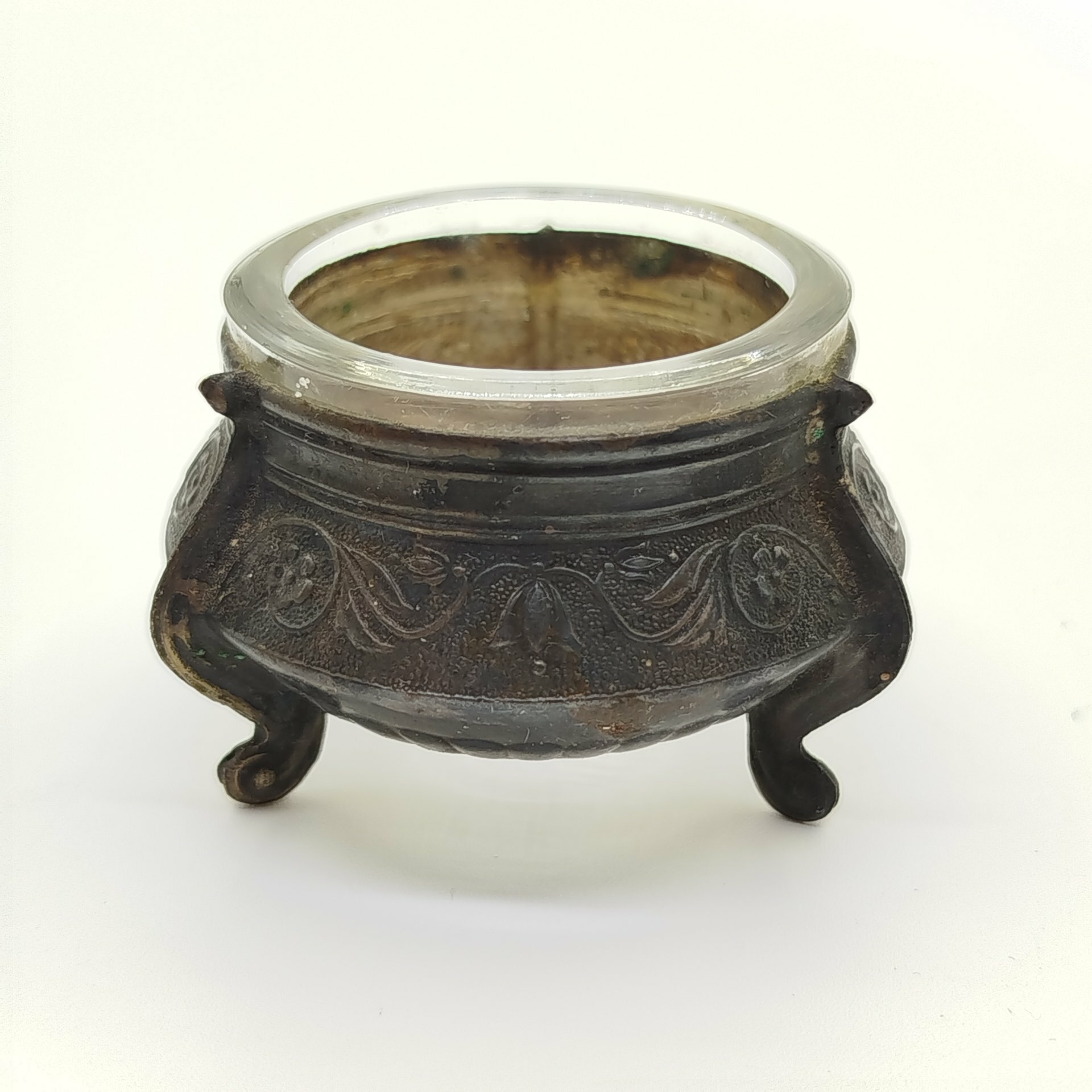 Солонка с цветочным орнаментом, мельхиор (медь-никель), стекло