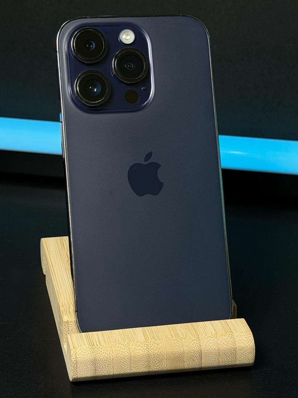 Смартфон Apple iPhone 14 Pro, 256 ГБ, nano-SIM + eSIM, фиолетовый