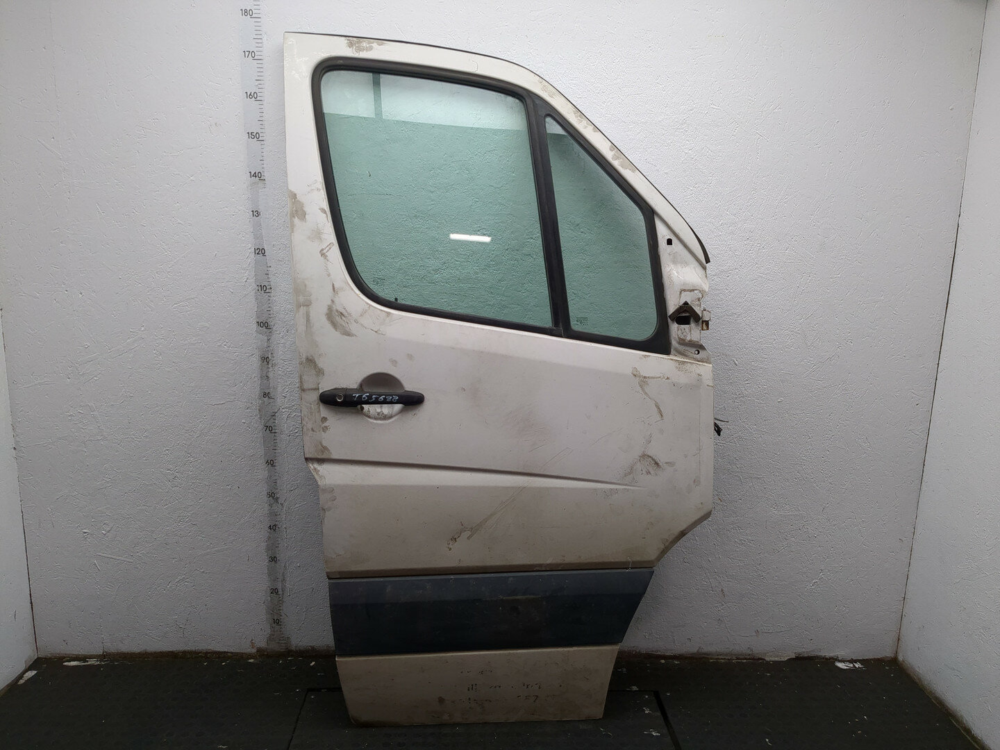 Дверь боковая (легковая) правая передняя Volkswagen Crafter Б/У