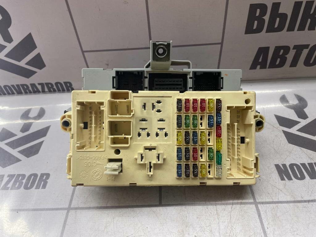 Блок предохранителей Fiat Stilo 02-07