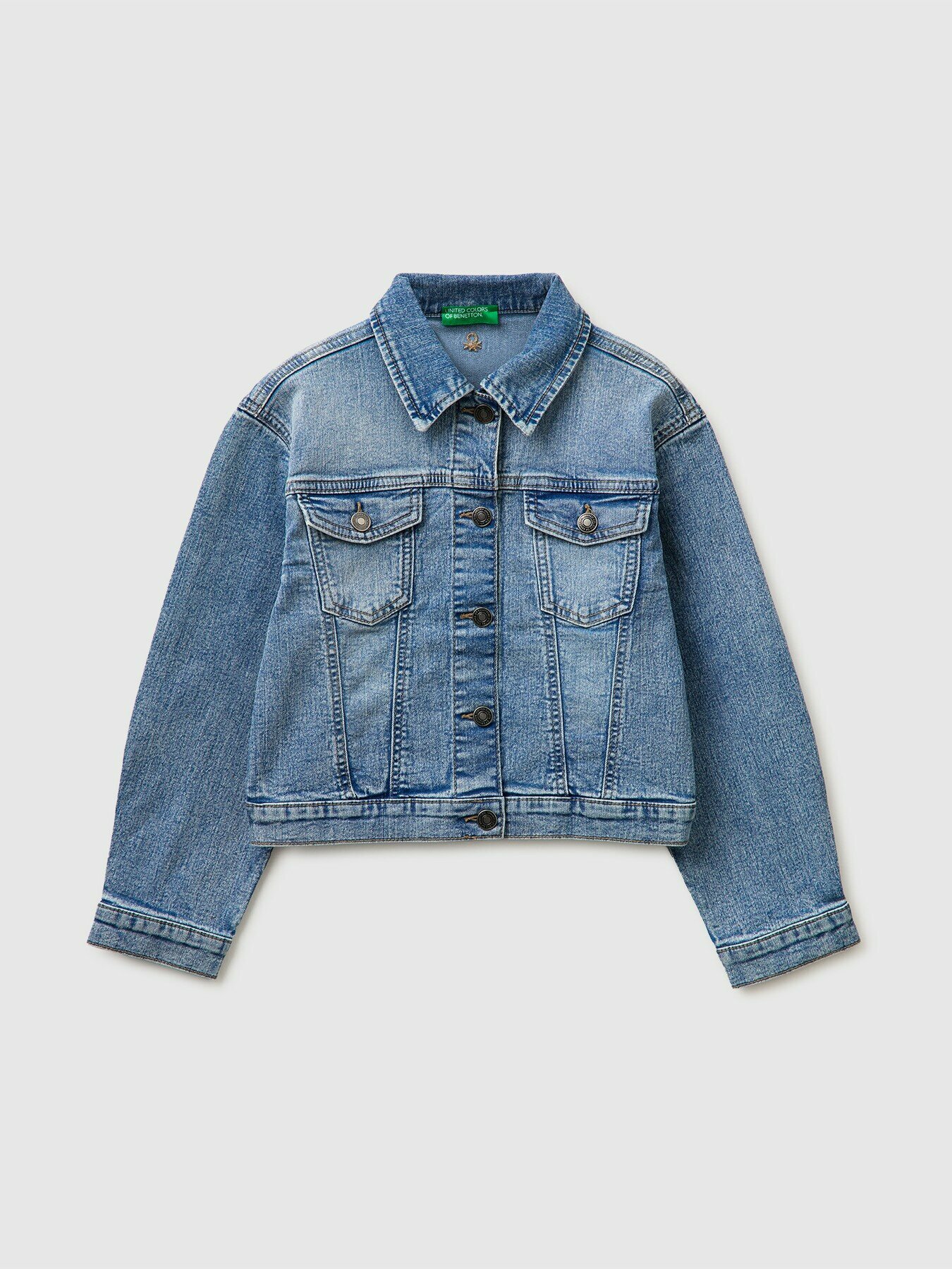 Куртка джинсовая