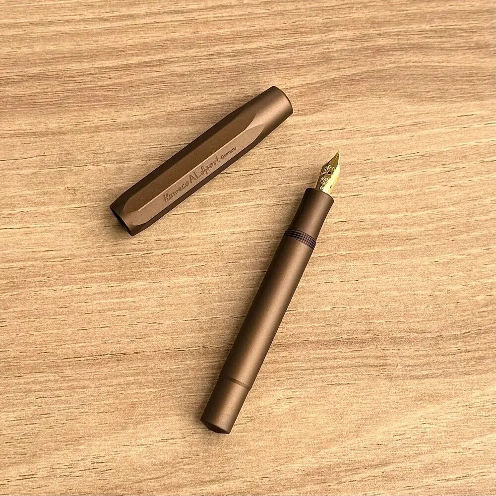 Немецкие импортные авторучки KAWECO, AL Sport Cognac Brown Кавик ретро стиль, для каллиграфии, подписи, офиса, премиум качество, импортная.(F-0.5MM)