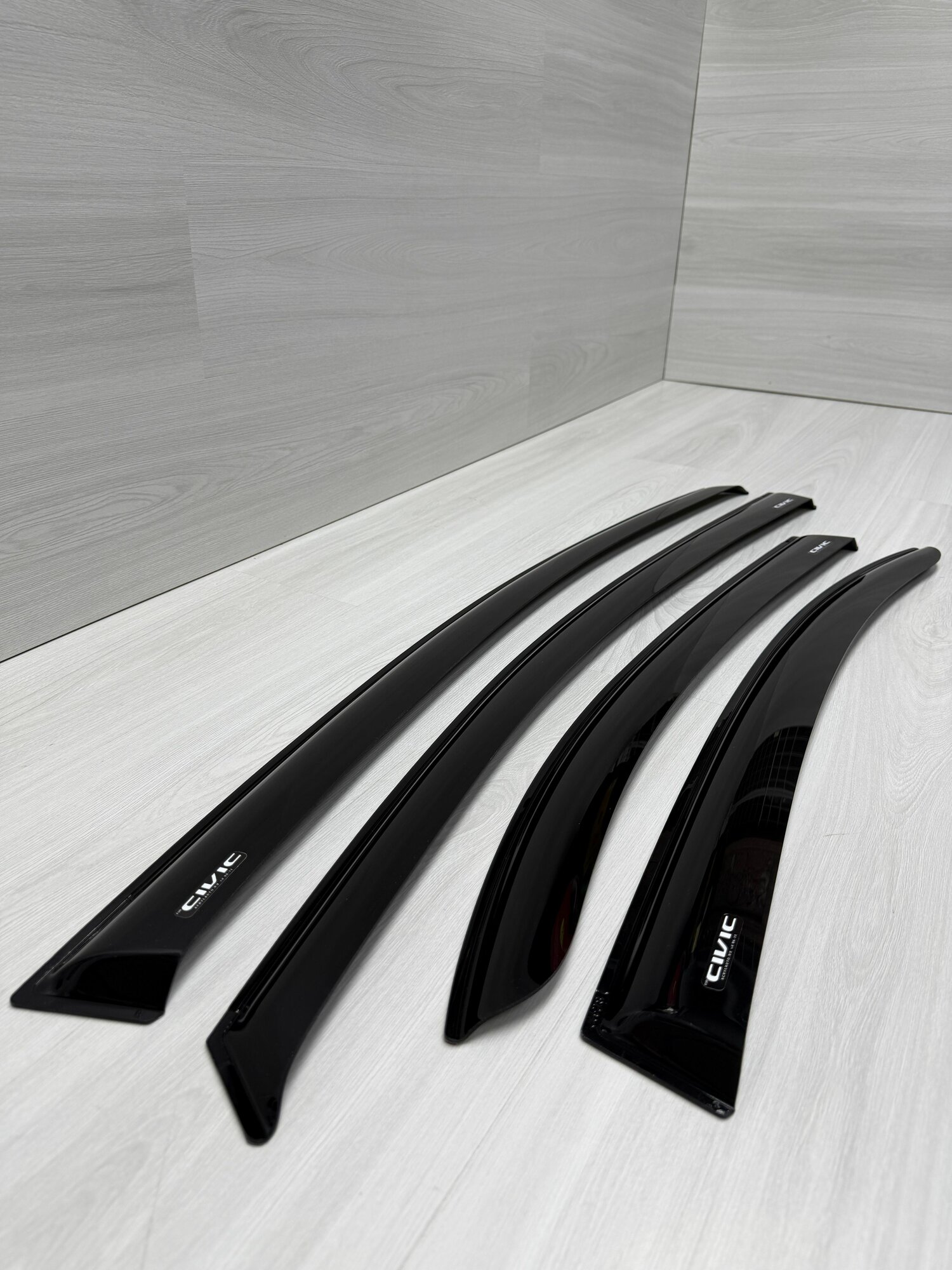 Дефлекторы (ветровики) окон для Honda Civic 8 2006-2012 седан (Хонда Цивик)