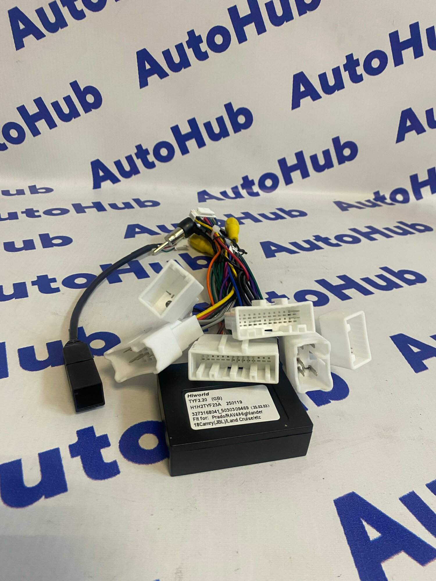 Комплект проводки c CANBUS для подключения Android магнитолы (16-pin) на RENAULT (DACIA) Logan, Sandero 2013-2018 / Питание + Динамики + Камера + Руль
