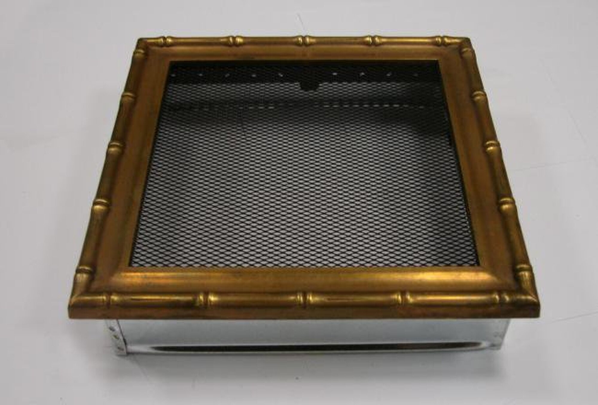 Вентиляционная решетка для камина Kratki (Польша) Диана золото 22х22 см