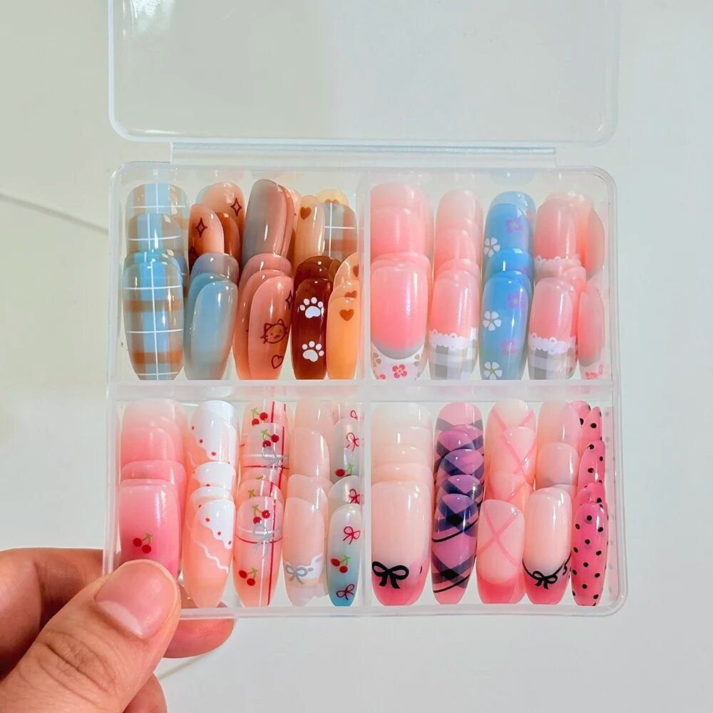 120 шт. накладные ногти MAFANAILS, овальные, цвет 1