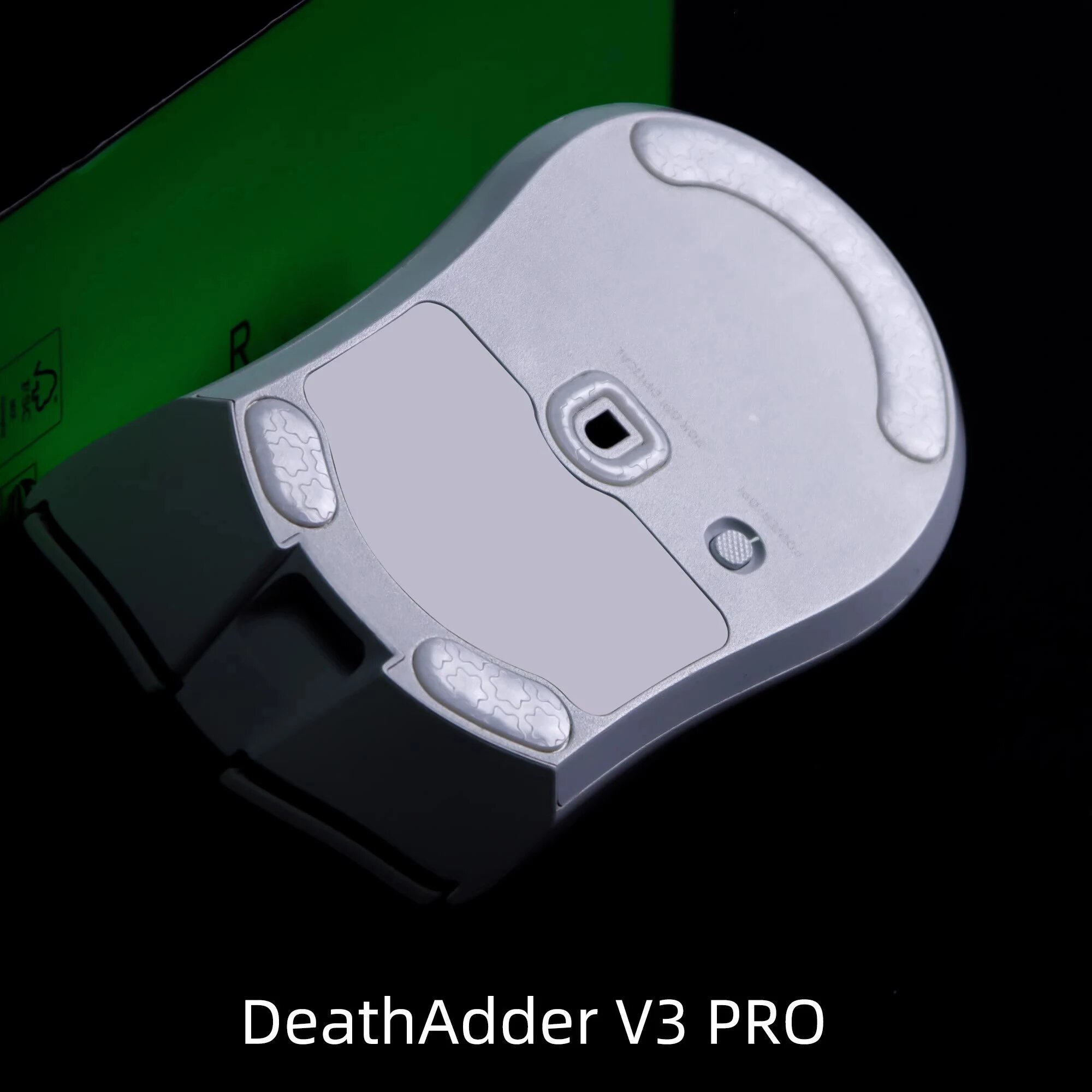 Razer DeathAdder V3 Pro, Цвет: SNOW Version