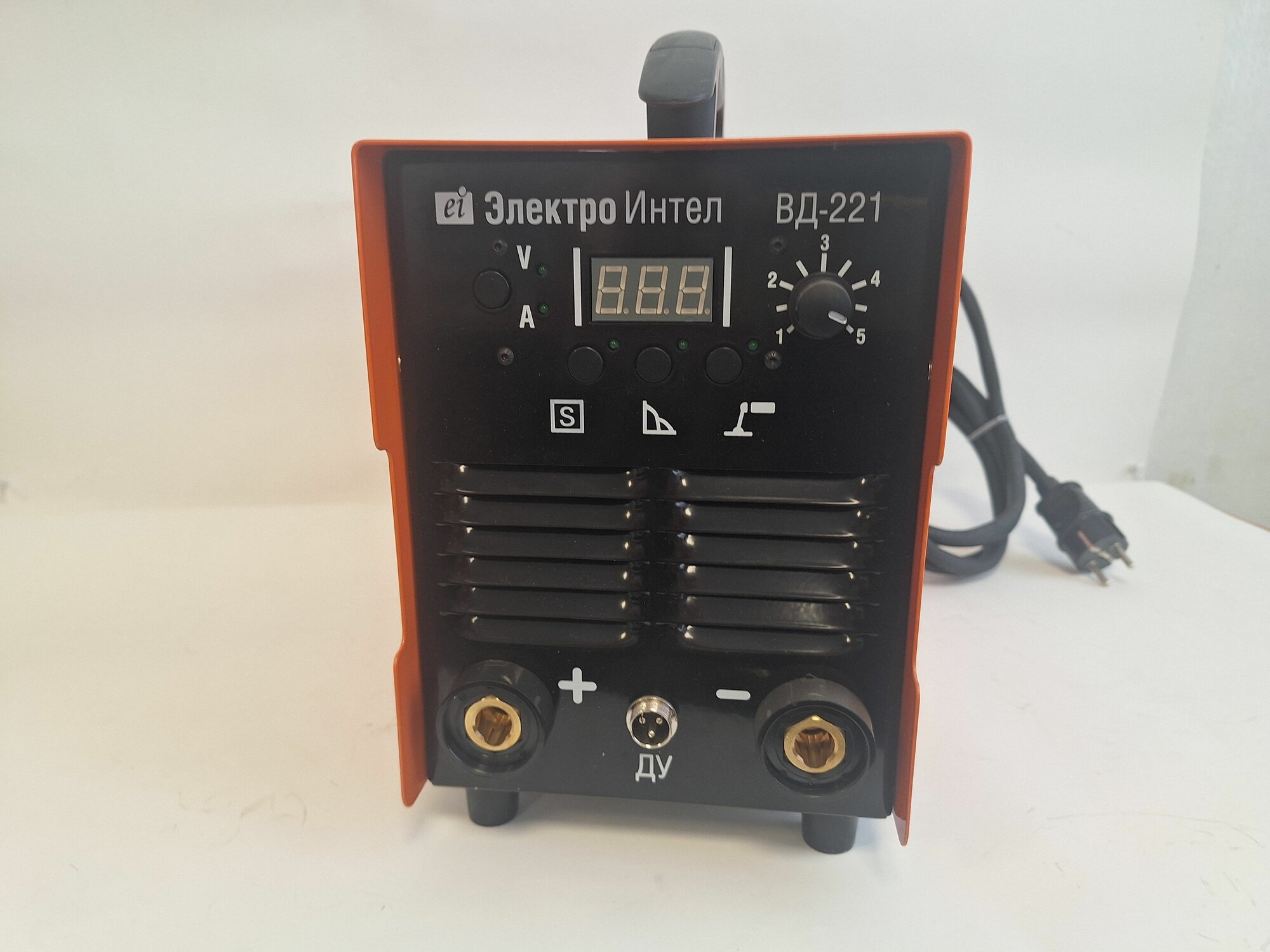 Сварочный инвертор NEON ВД-221 (220в)