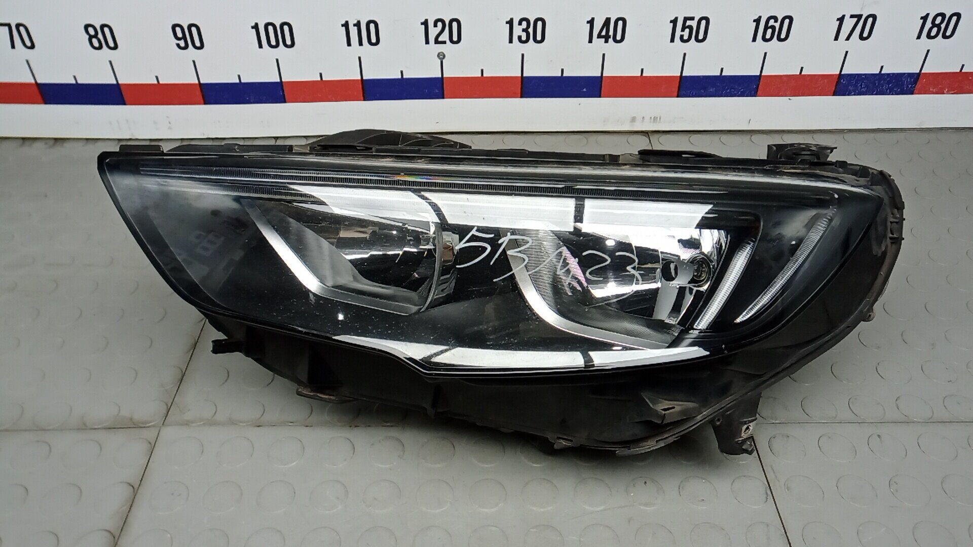 Фара левая OPEL INSIGNIA 2