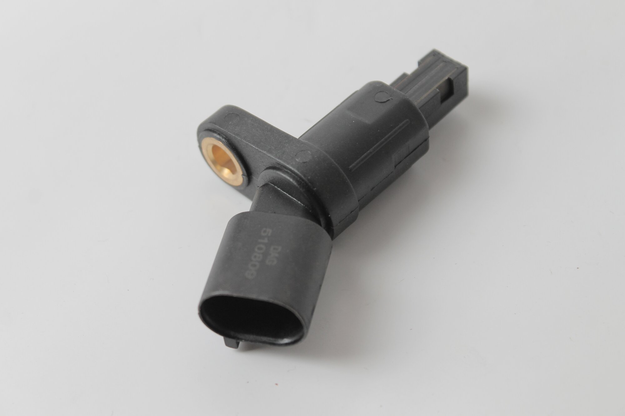 Датчик ABS задний L/R VOLKSWAGEN Golf 4, Bora 1, Caddy 2 SKODA Octavia A4 AUDI A3 8L, TT 8N