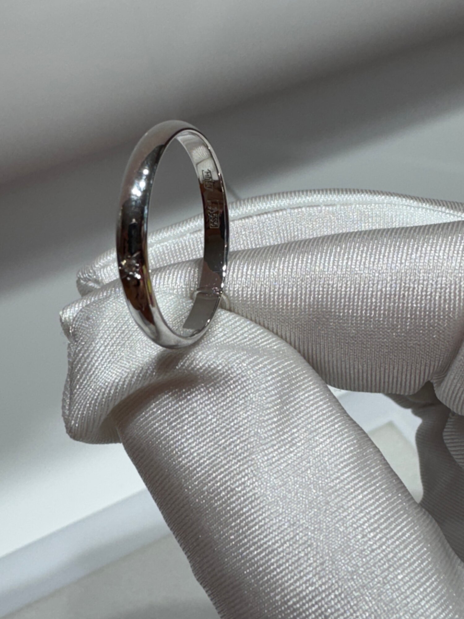 Кольцо обручальное Diamant, белое золото, 585 проба, родирование, бриллиант, ширина 3 мм, бесцветный — фото 1