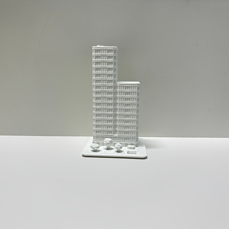 Миниатюрная архитектурная модель башен-близнецов, масштаб 1:64, статическая модель в микроиндустриальном стиле, аксессуар для песочного стола и городской композиции, размеры 2,35 × 2,34 × 3,92 дюйма, белый цвет