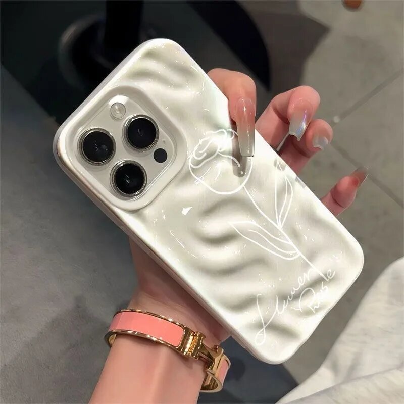 Белый чехол для iPhone 16, Style 3, рельефный узор