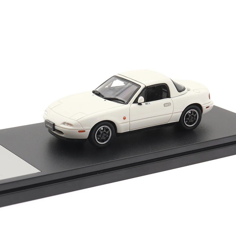 Модель автомобиля Hi-Story Brand 1/43 Mazda M2 1028 (1994) белый