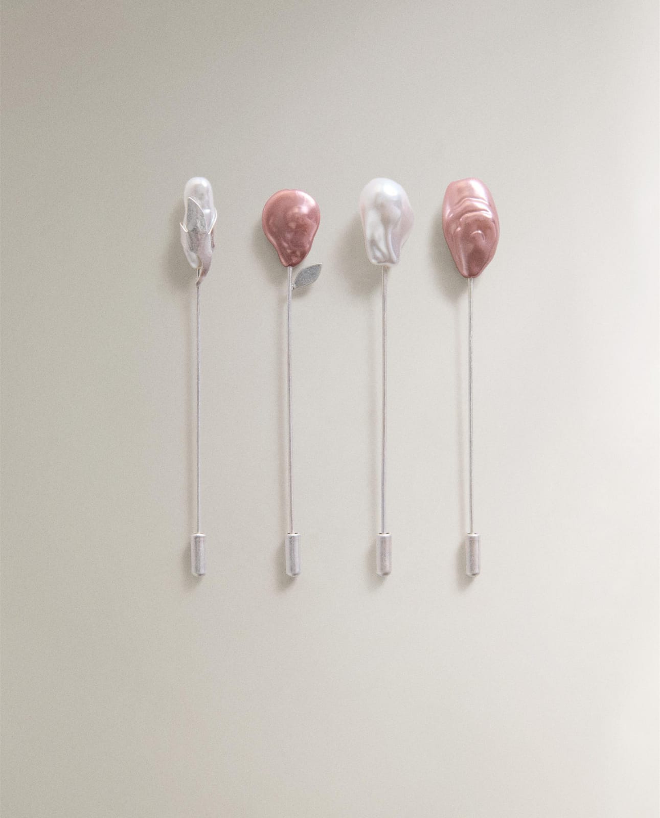 Комплект декоративных булавок Zara Home Studio Mary Lennox, серебристый, 4 шт, 9.7 x 1.5 x 0.5 см 7823/043/581-99