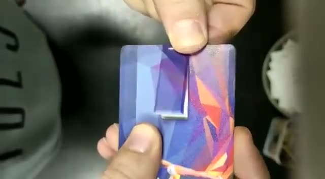 Гитара USB-накопитель пластиковая карта 4GB — фото 1