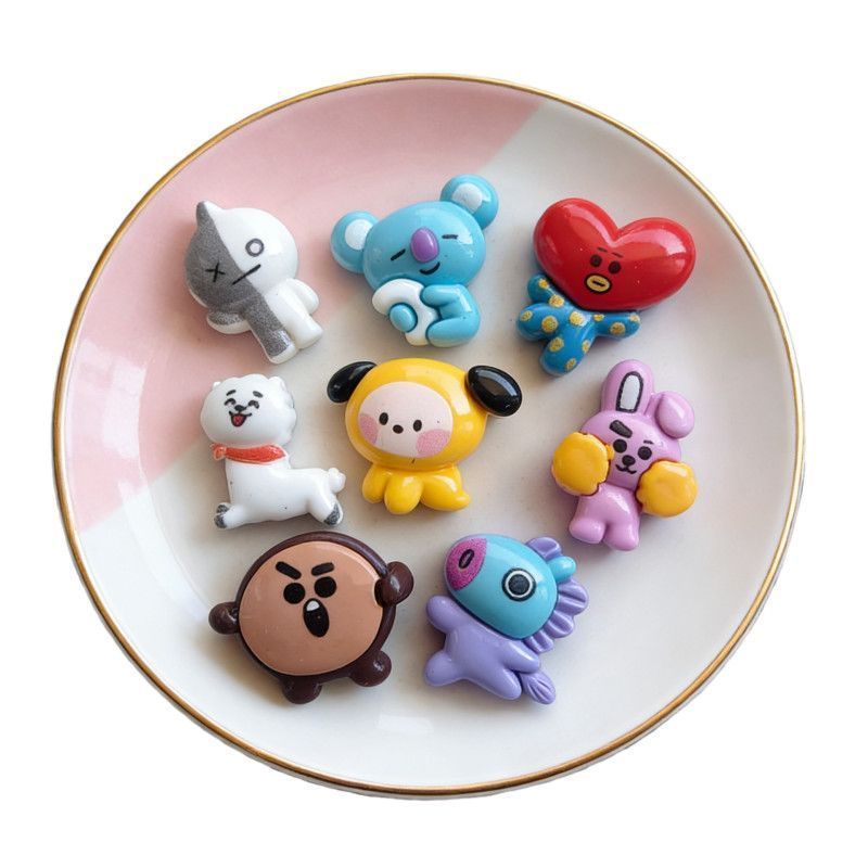 Набор из 7 штук мультяшных аксессуаров BT21 для ручной работы: ободки для волос, брелоки, чехлы для телефона, смоляные украшения, сувениры для фанатов айдолов