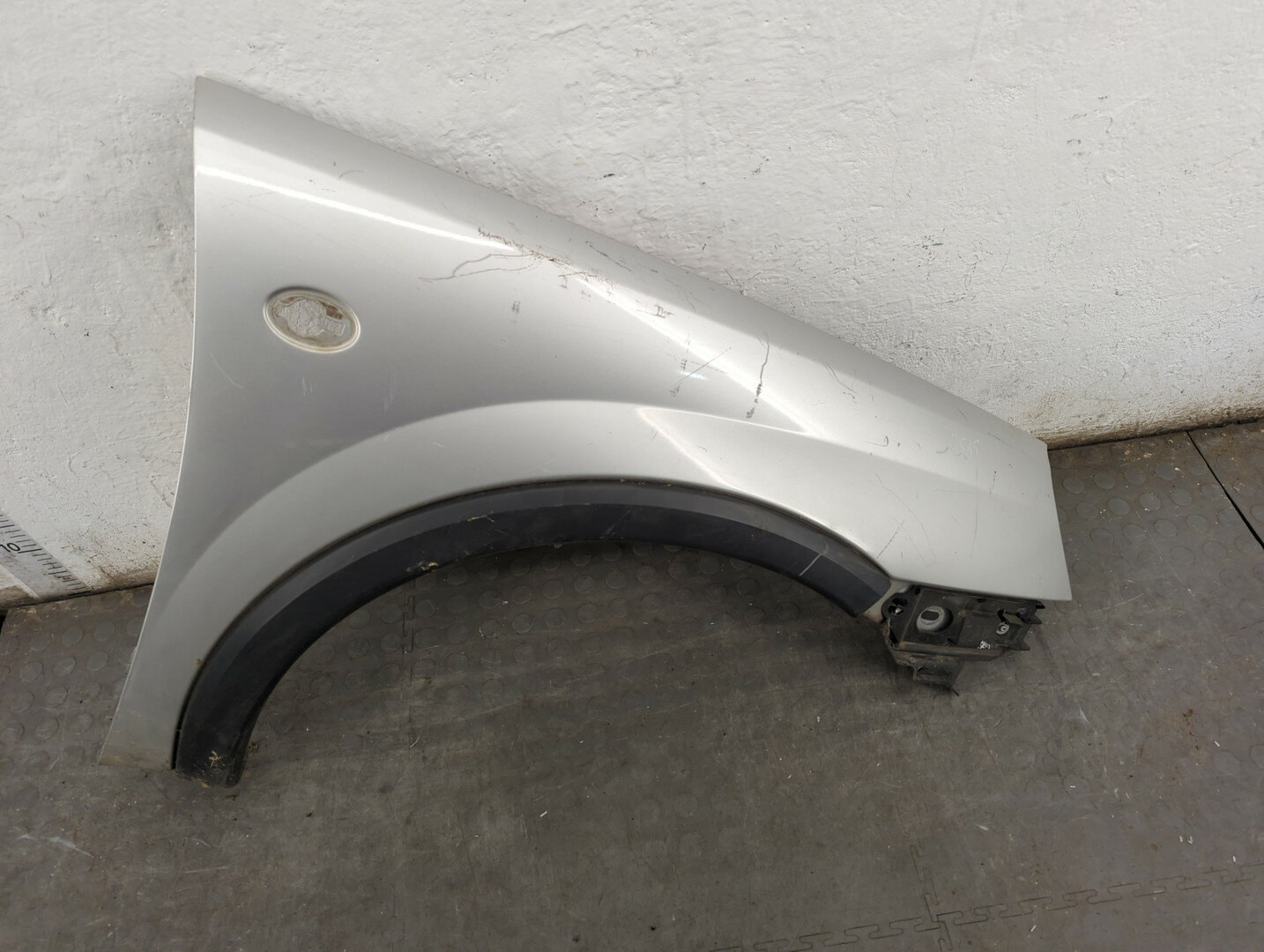 Крыло правое переднее Opel Corsa C Б/У
