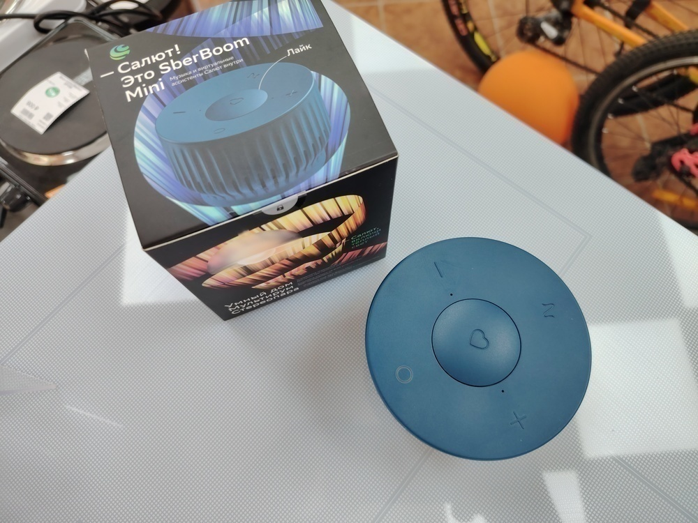 Умная колонка SBER Boom Mini SBDV-00095, 5Вт, с Салют, голубой [sbdv-00095l], б/у, уценка