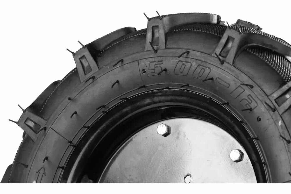 Колесо в сборе пневмо 5.00-12 (шина+камера+диск) "Елочка" (Каскад) 4 отв.