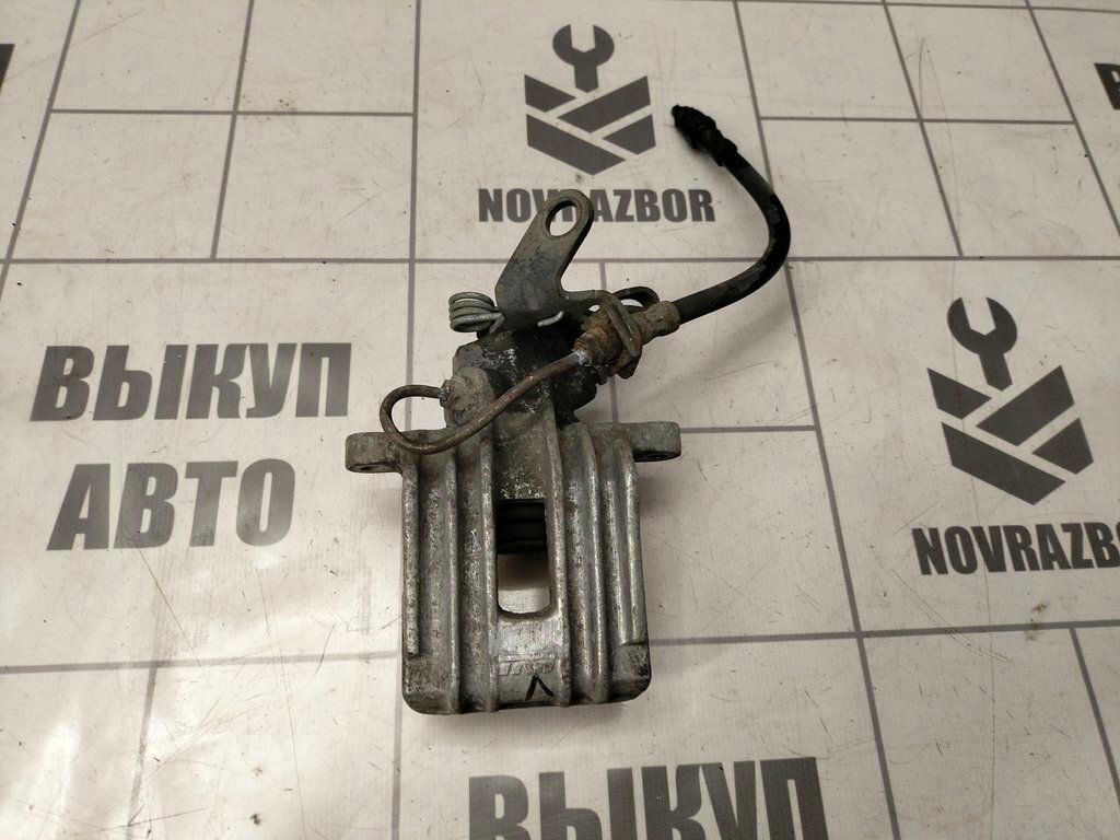 Суппорт задний левый VW Golf 5 03-09