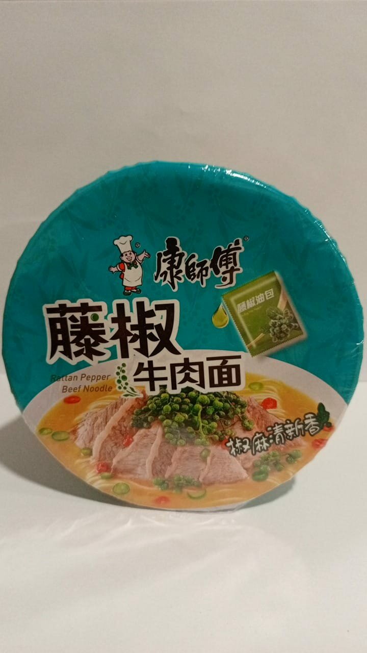 Лапша быстрого приготовления Kang Shi Fu с острой говядиной и зеленым перцем, 107гр. (1 шт.)