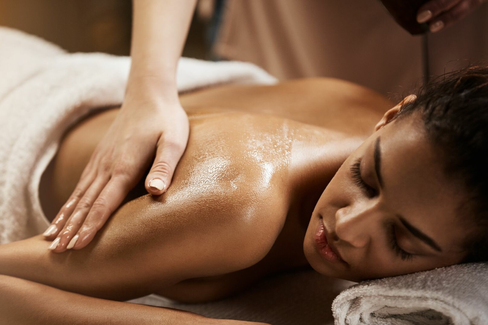 Подарочный сертификат «SPA-программа релаксирующая Роскошь Ароматов» (140 минут, 2 человека)