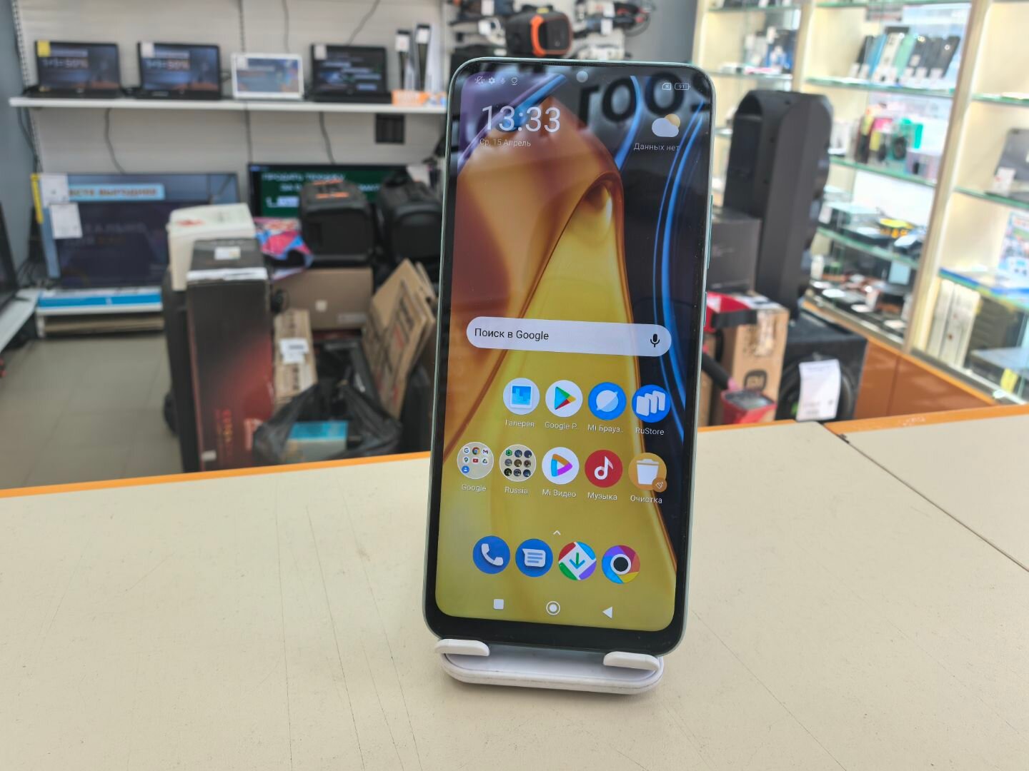 Смартфон Xiaomi POCO C40 3/32 ГБ RU, Dual nano SIM, коралловый зеленый, б/у