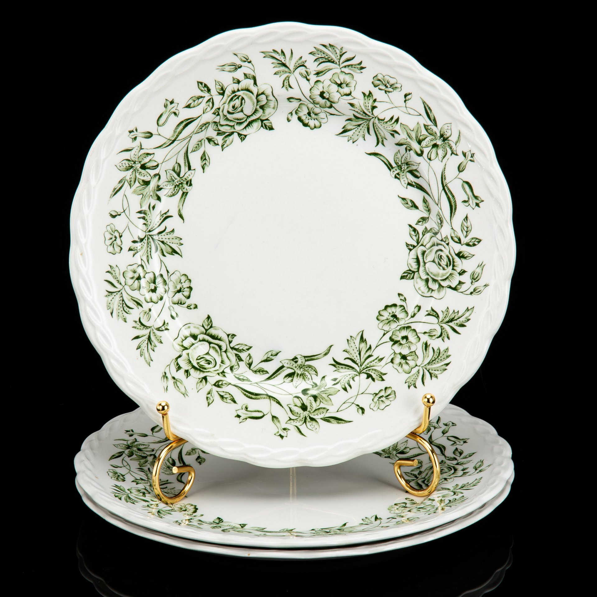 Набор из трех тарелок с растительным декором в зеленой гамме, фарфор, деколь