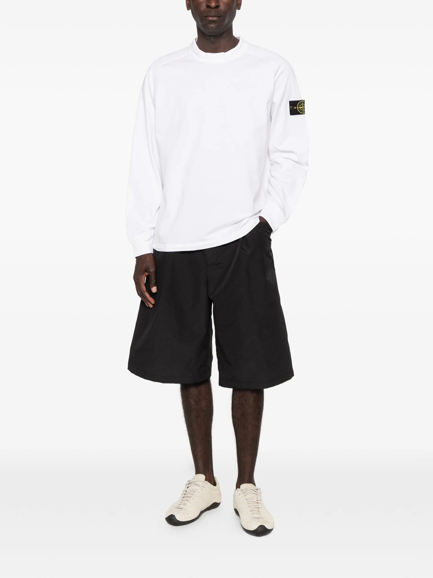 Свитер Stone Island Logo-patch sweater, размер XL, , бежевый/белый — фото 1