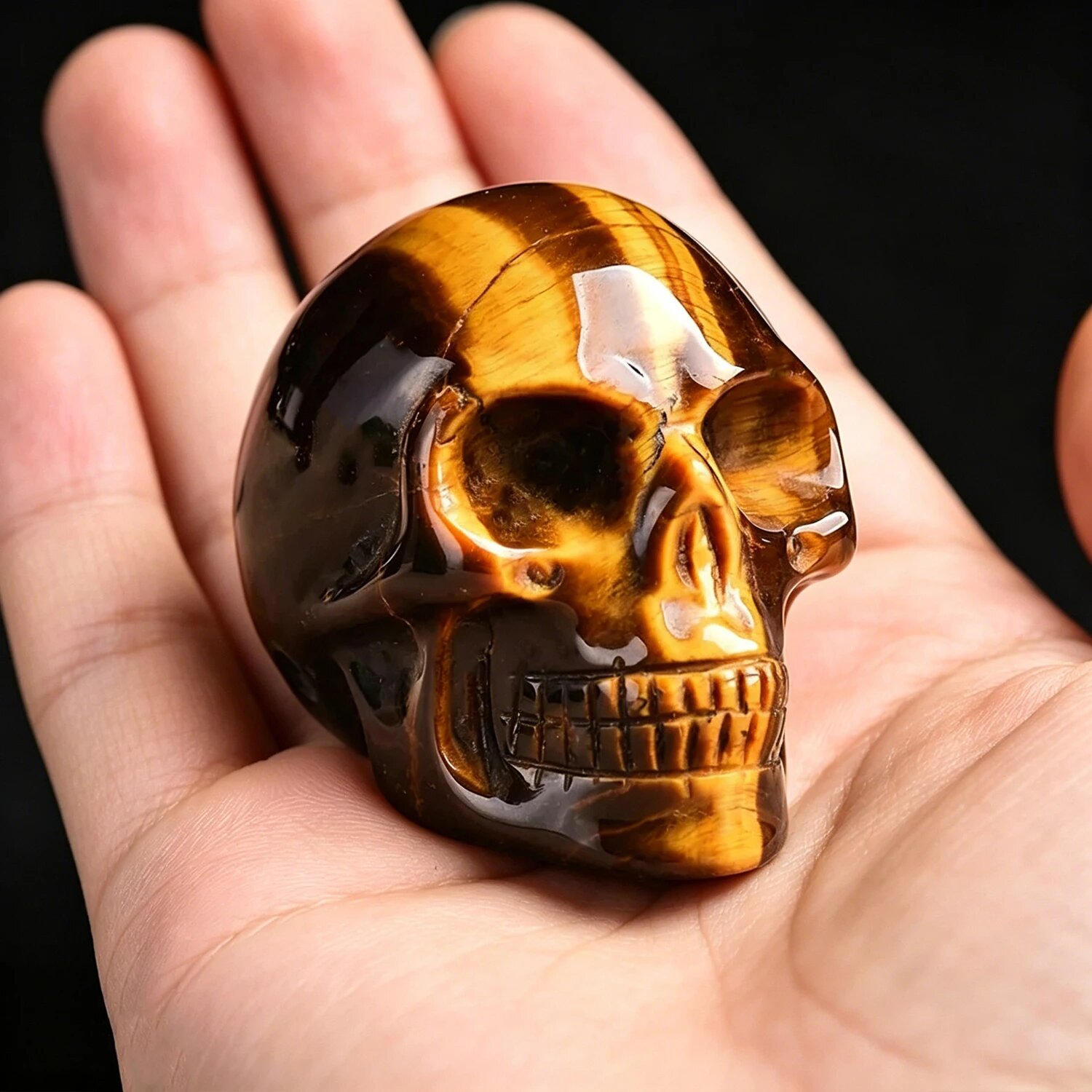 Фигурка черепа из аметиста 2 дюйма Tiger eye