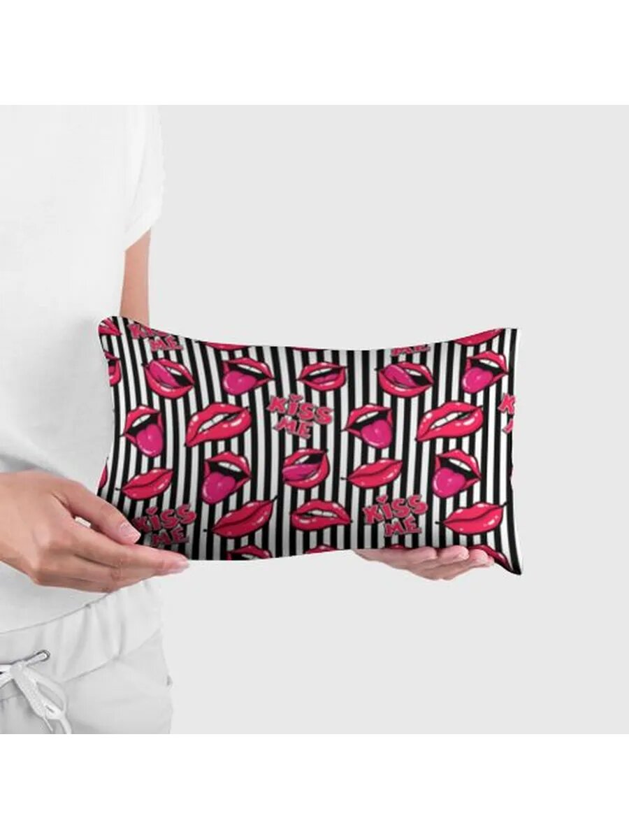 Kiss Me - pattern Подушка — фото 1