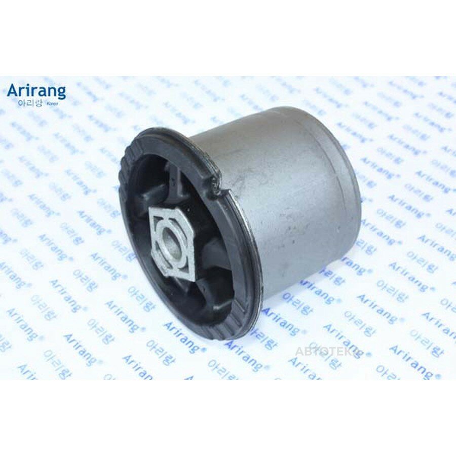 Сайленблок задней цапфы Hyundai (Elantra 12-15 14-17 I30 12-15 15-17) Kia (Cerato 12-16 16-) ARIRANG ARG121825