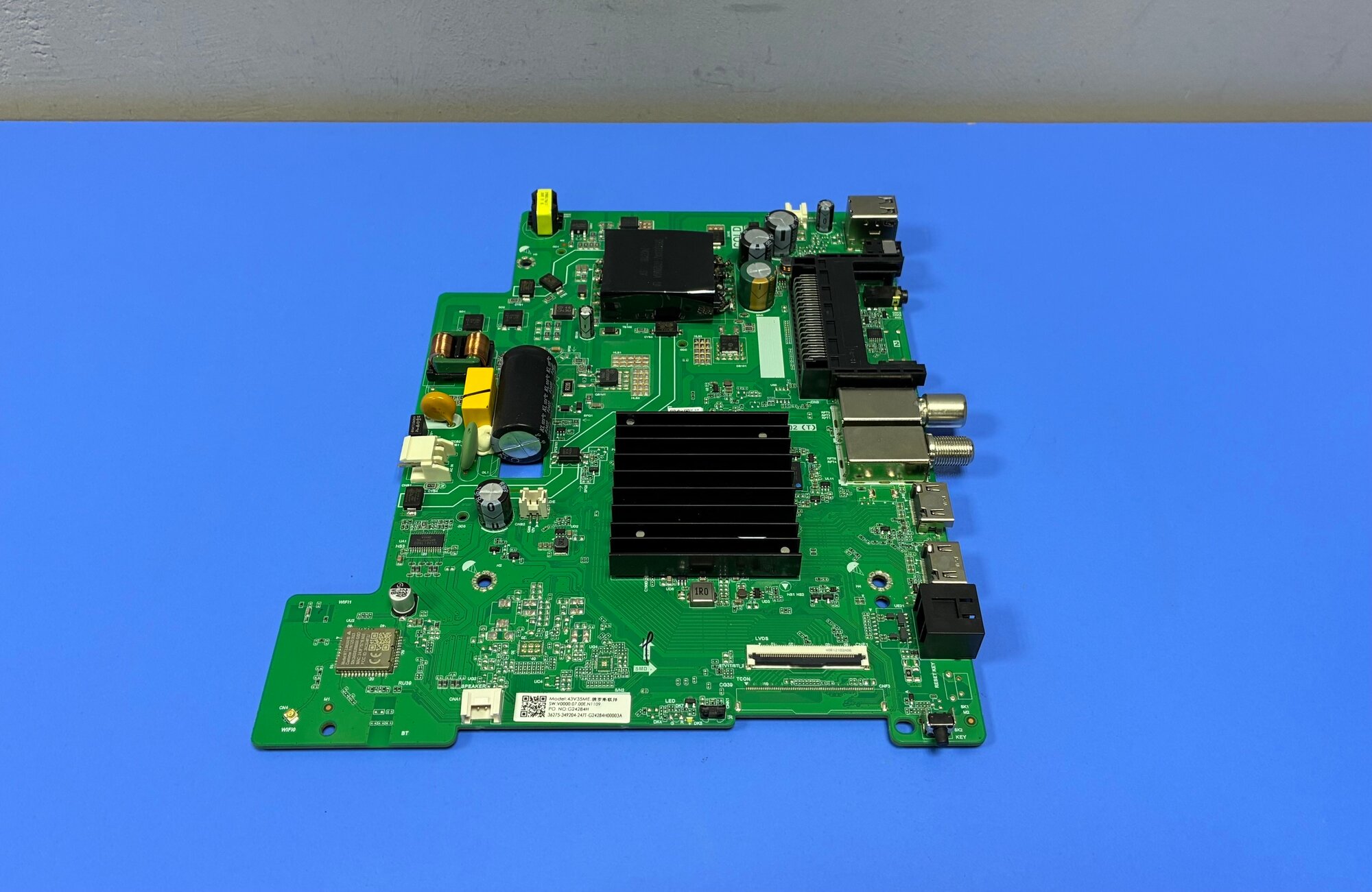 Main-board (материнская плата) TPD. NT72690T. PB702 телевизора Toshiba 43V35ME